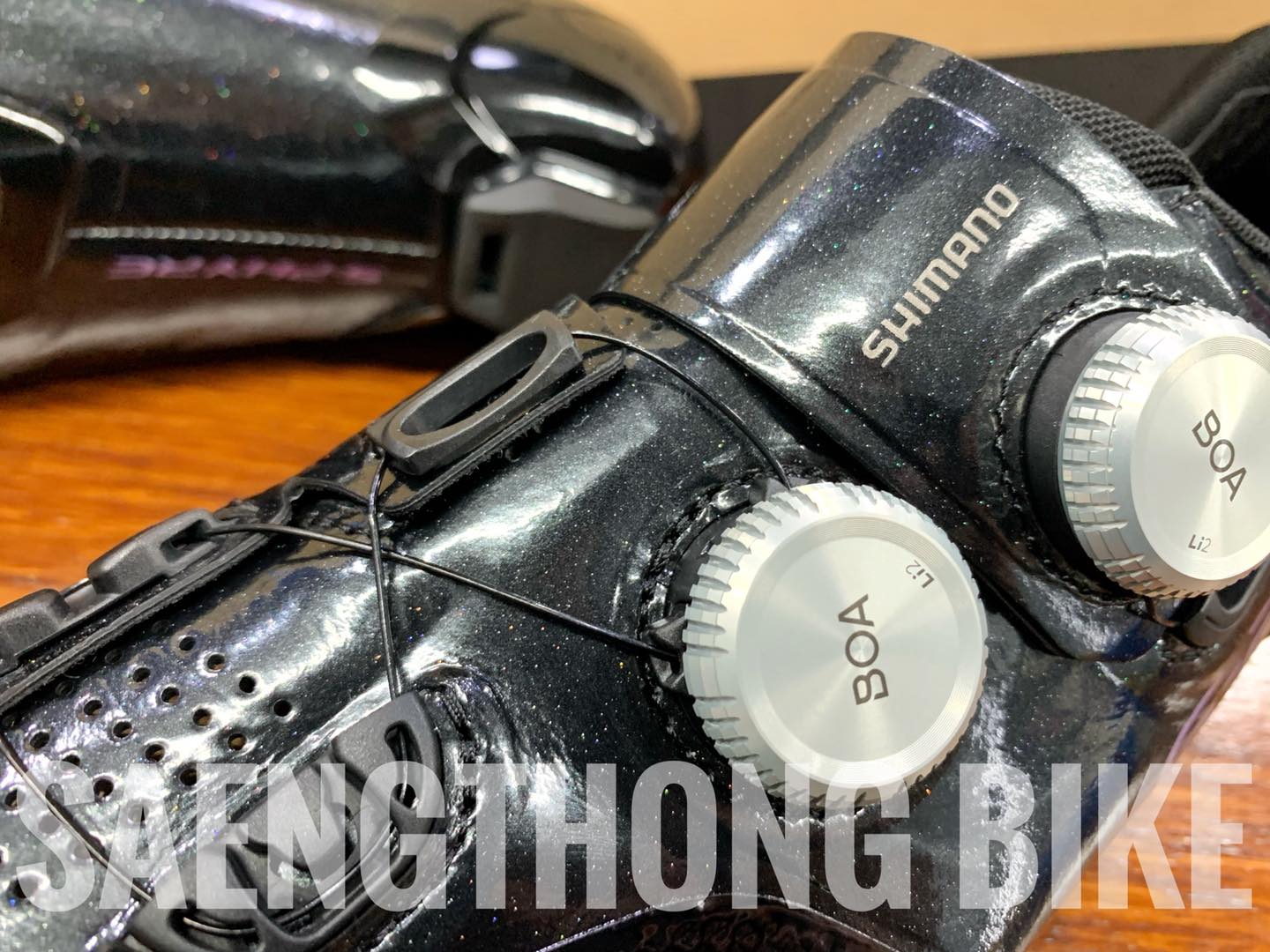 รองเท้าคลีตเสือหมอบ Shimano RC902 LIMITED - Saengthong